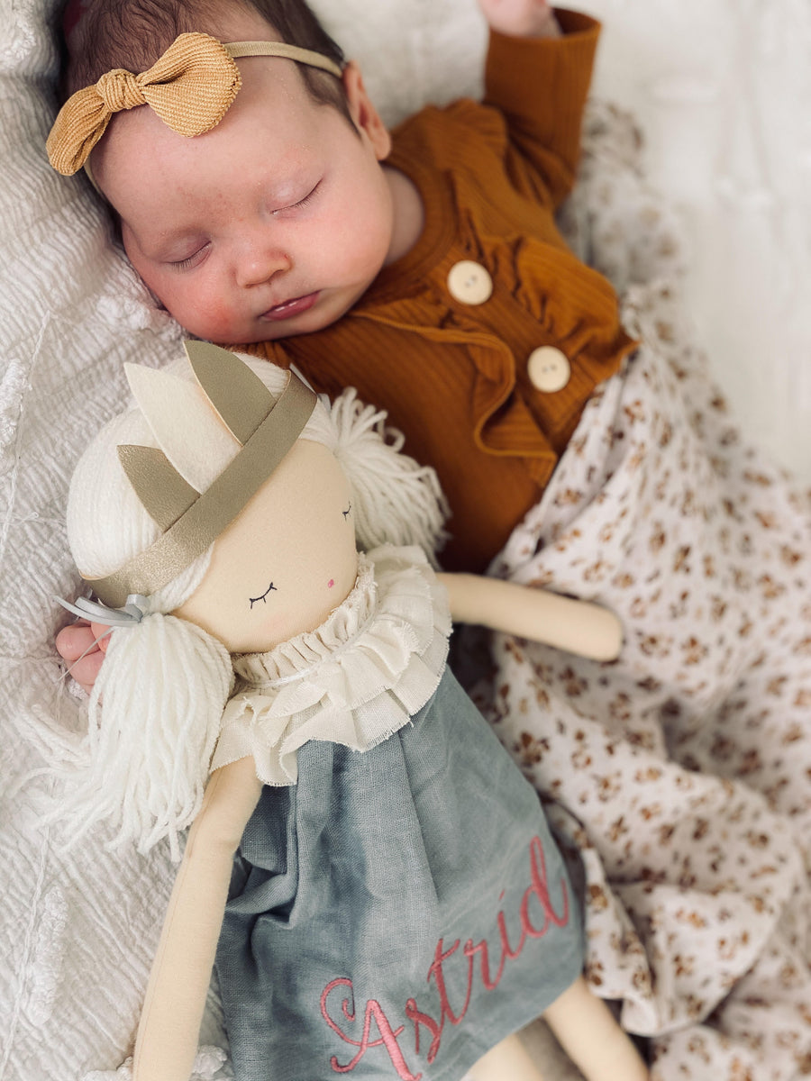 Alimrose Dolls, Bunnies & more – Made While They're Sleeping